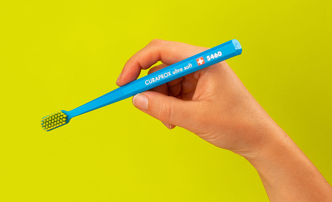 4 Reasons We Love The Curaprox 5460 Toothbrush