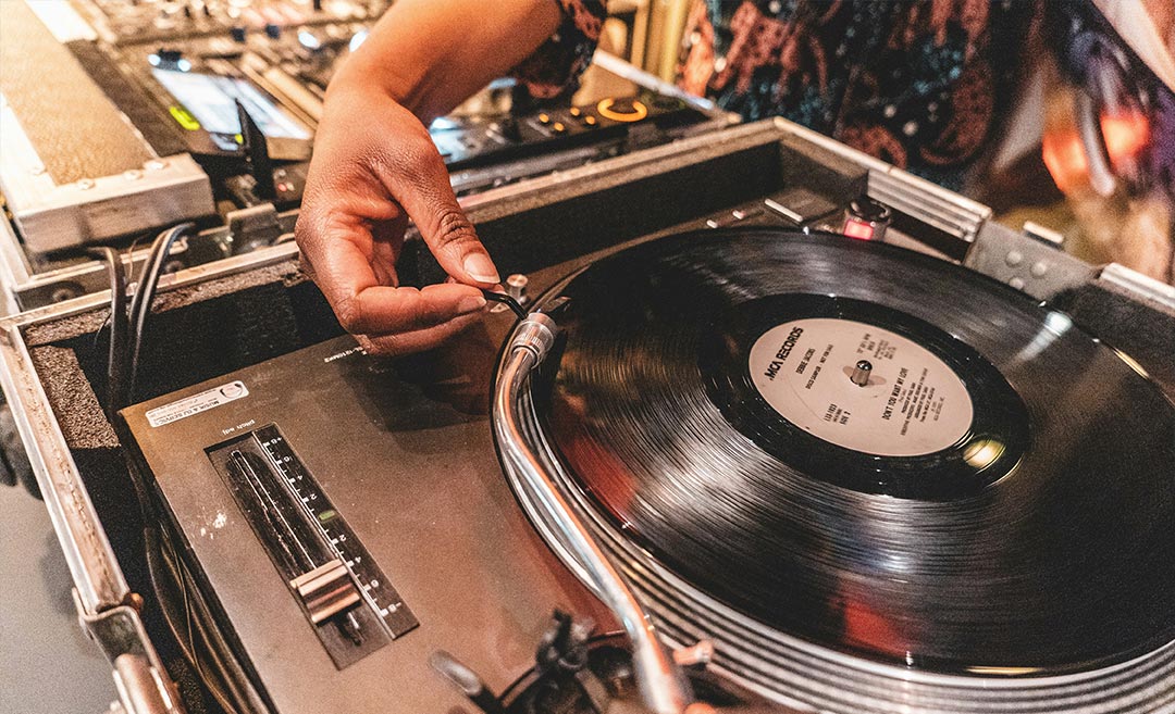 Places To Listen To Vinyl In KL: 6 Spots For Analog Enthusiasts