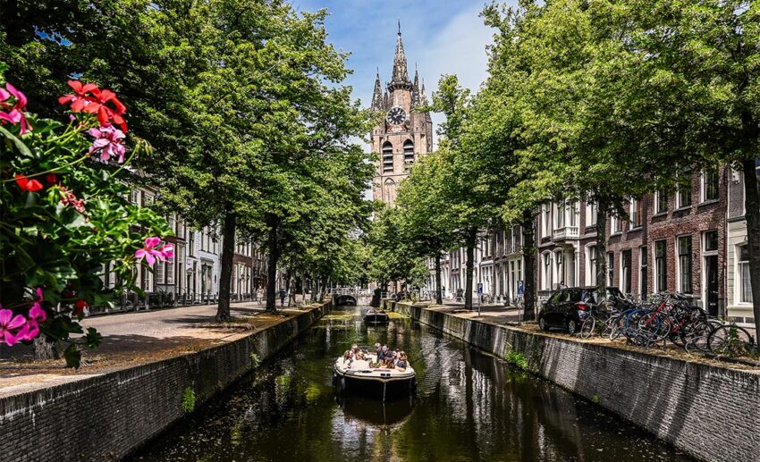 Delft Travel Guide: Vermeer’s City, Canals & Royal Delftware | Zafigo